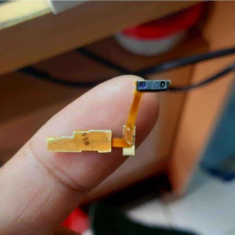 Jual FLEXIBEL FLEKSIBEL SENSOR PROXIMITY OPPO F9 ORIGINAL | Shopee ...