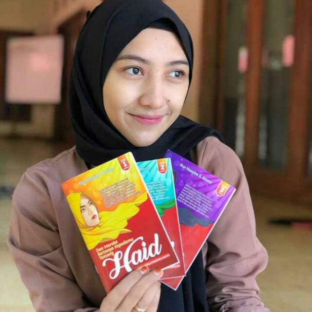 Jual PAKET BUKU PANDUAN HAID ( jilid 1-3 ) | Shopee Indonesia