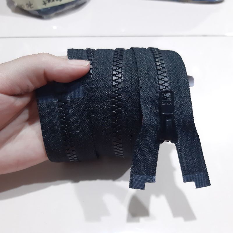 Jual YKK resleting gigi besar panjang 70cm / 75cm | Shopee Indonesia