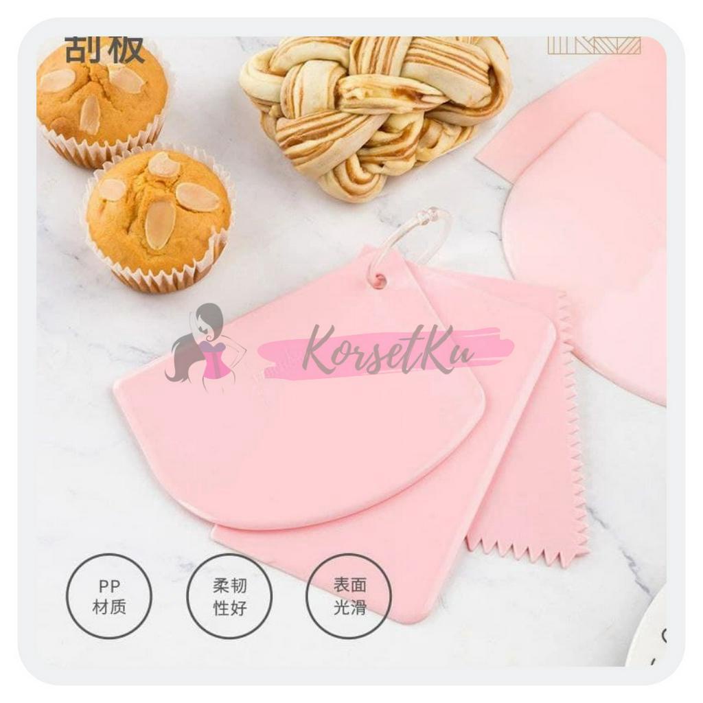 Jual Alat Pemotong Scraper Adonan Dekorasi Kue Roti Fondant Set Comb 3 ...