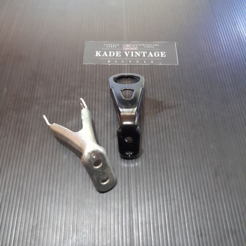 Jual Dudukan reflektor cat eye bracket reflektor mata kucing | Shopee ...