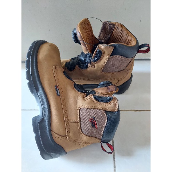 Jual SEPATU SAFETY RED WING TYPE 4216 ORIGINAL (SECOND) | Shopee Indonesia