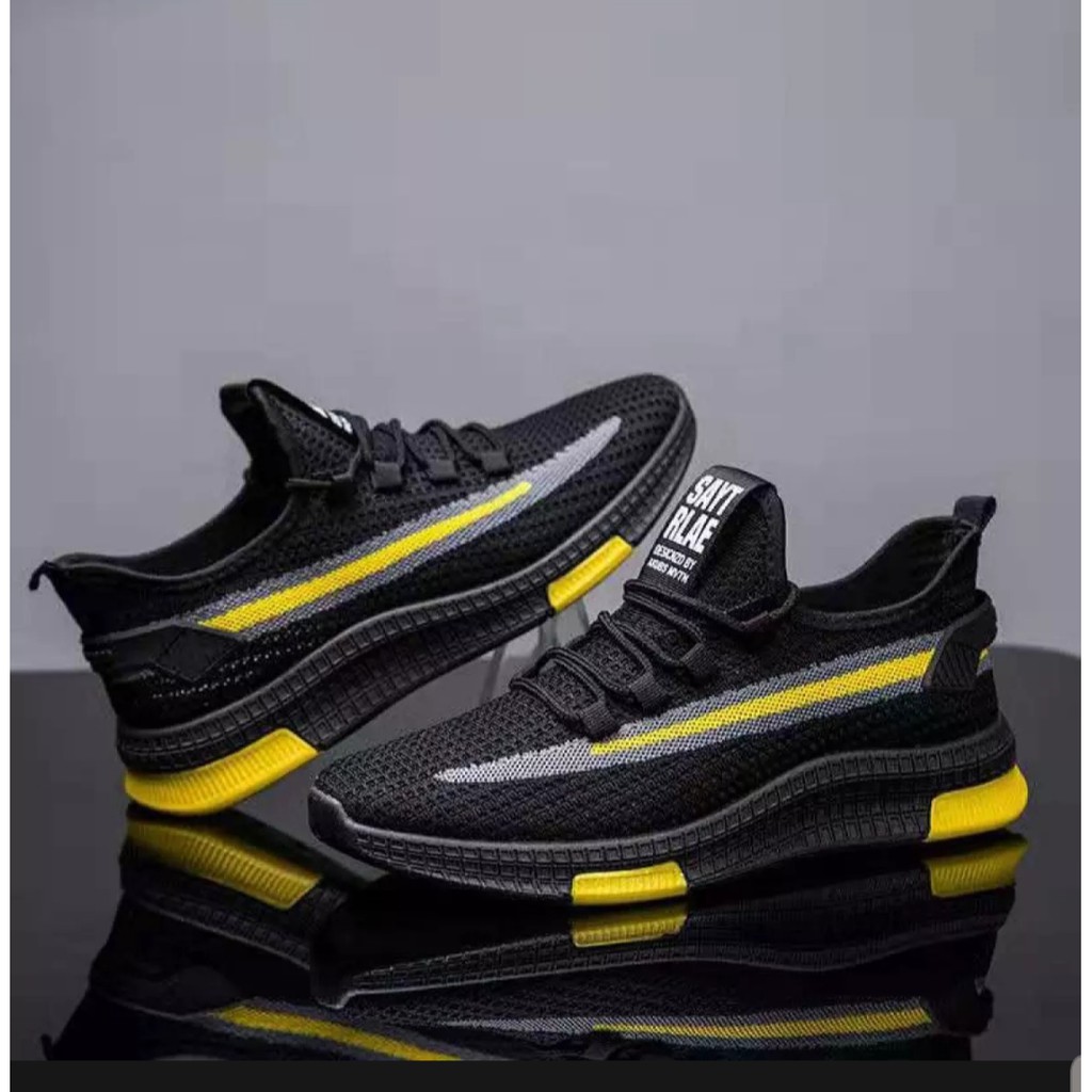 Jual Sepatu Yeazy Garis Pria Casual Terbaru (COD) | Shopee Indonesia