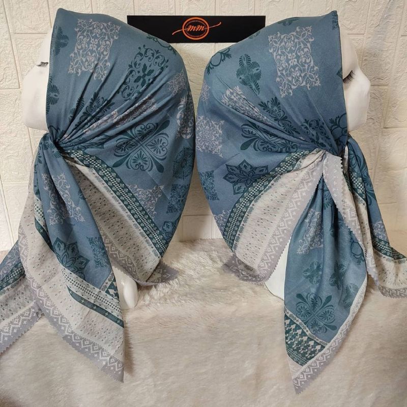 Jual HIJAB SEGI EMPAT VOAL MOTIF KENDDYY BIRU KERUDUNG JILBAB MURAH ...