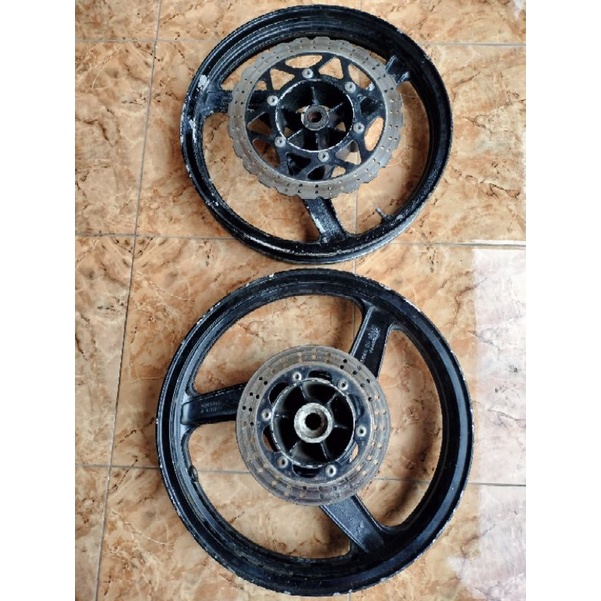 Jual velg velk pelek Kawasaki ninja rr new rr old original copotan ...