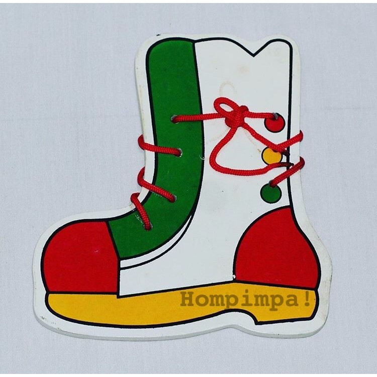 Jual MAINAN KAYU EDUKASI ANAK: PAPAN JAHIT (SEPATU) | Shopee Indonesia