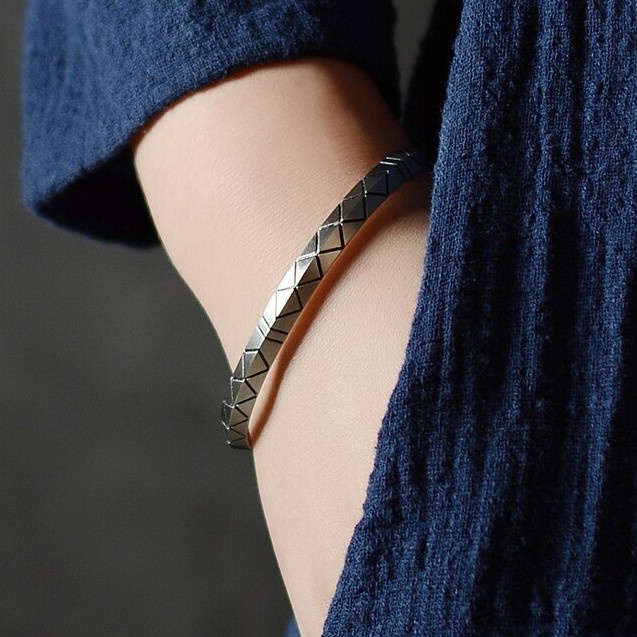 Jual GELANG TITANIUM MODEL TERBUKA VIKING PRIA WANITA UNISEX PREMIUM ...