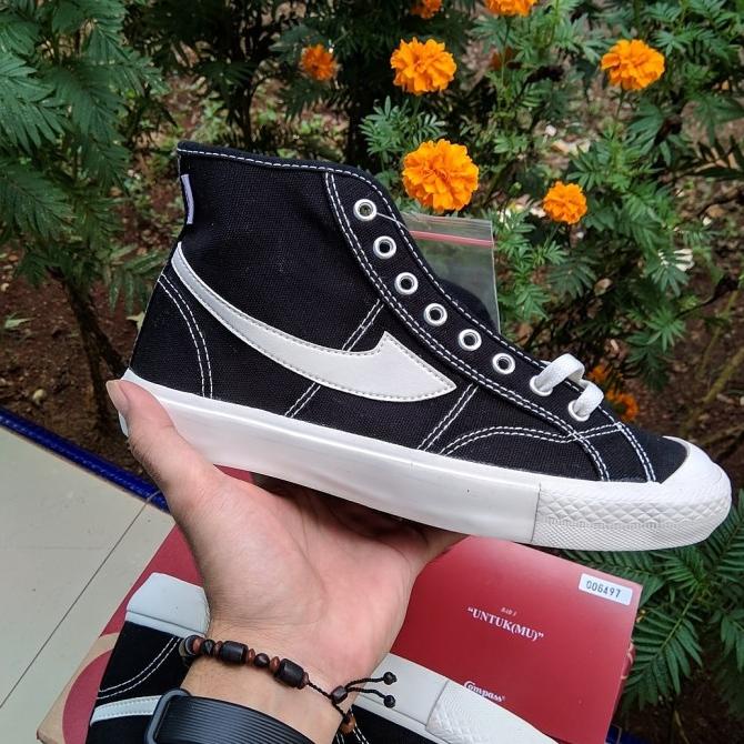Jual SEPATU COMPASS GAZELLE HI BW READY ALLSIZE FDF321355E | Shopee ...