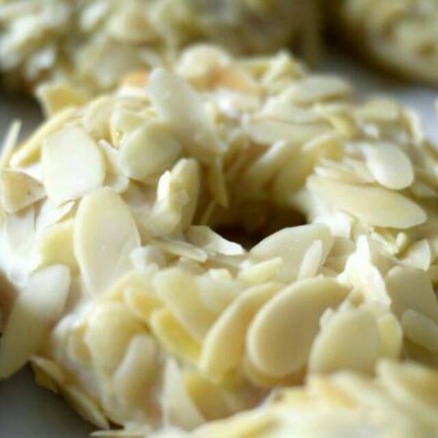 Jual Almond slices kacang almond premium murah halal taburan topping ...