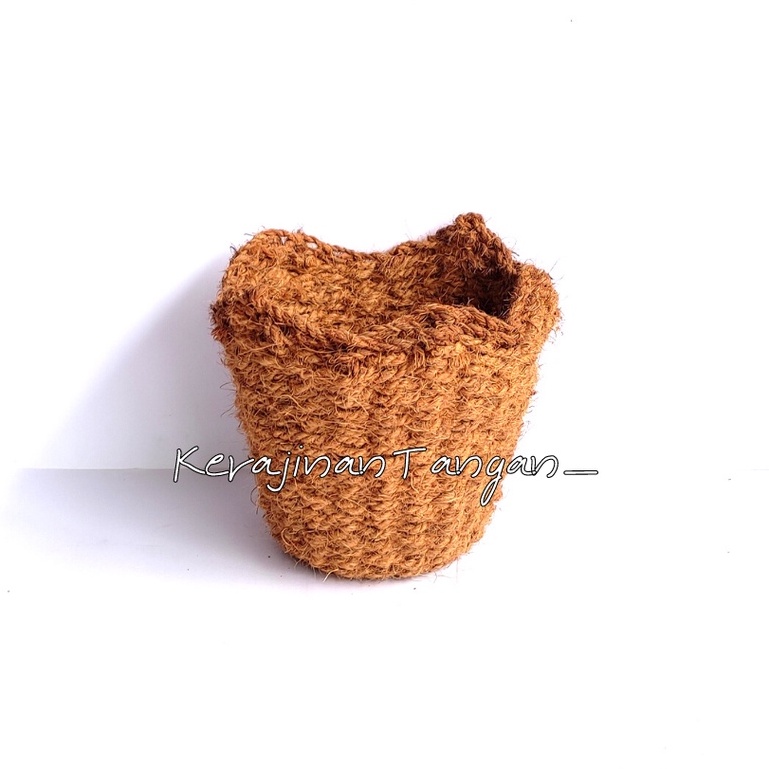 Jual POT TANAMAN HIAS SABUT KELAPA ANYAM PREMIUM D.20CM - POT BUNGA ...