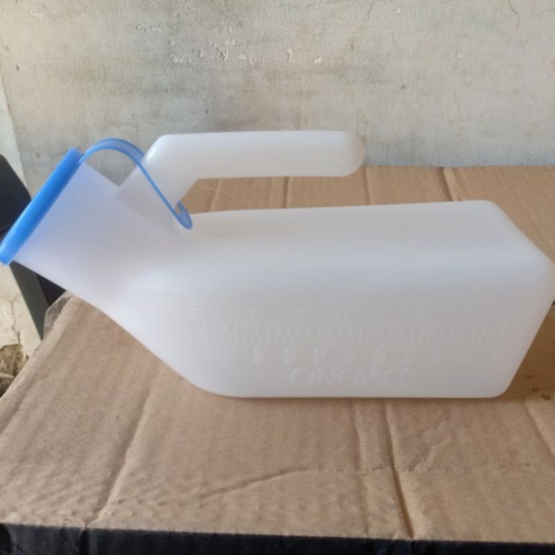 Jual Pispot Tutup Pria Wanita Dewasa Anak Plastik OneMed Urinal ...