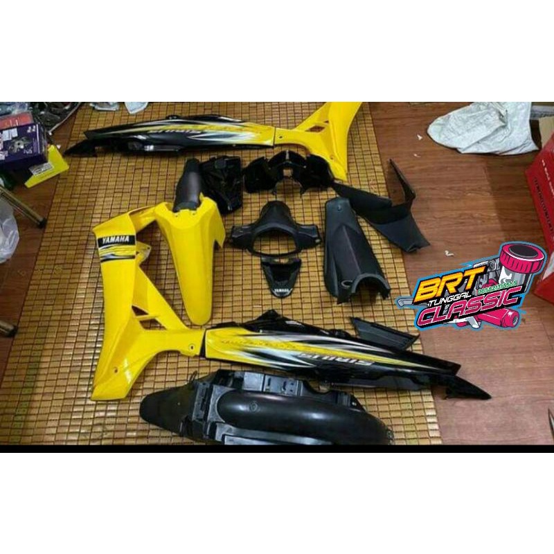 Jual Cover body bodi vega R new full set halus kasar warna kuning hitam ...