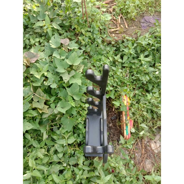 Jual stand pedang/dudukan pedang dan golok 4 tahap hitam | Shopee Indonesia