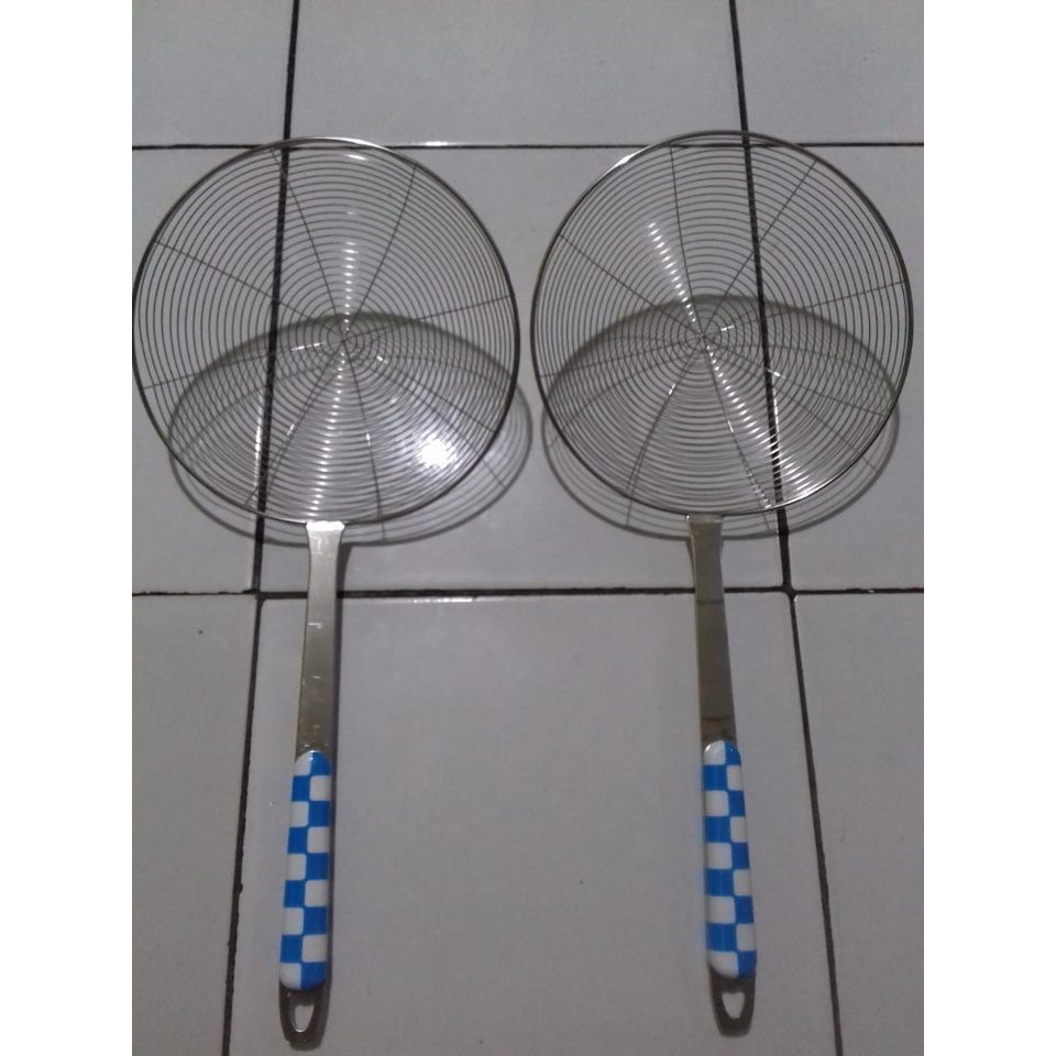 Jual Serokan Gorengan Stainless Gagang Warna diameter 20 cm | Shopee ...
