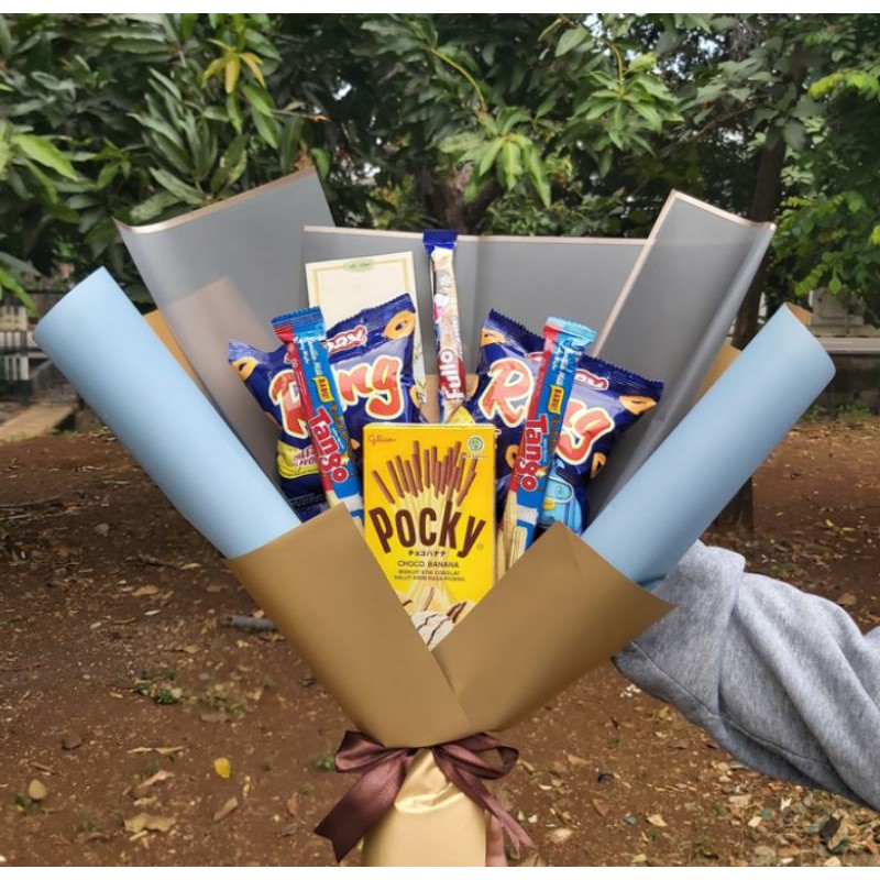 Jual Snack Buket Simple Elegan Cocok Untuk kado Pacar sahabat Teman ...