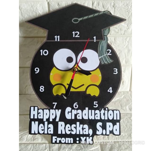 Jual Jam dinding kayu bingkai foto hadiah kado custom wisuda graduation ...