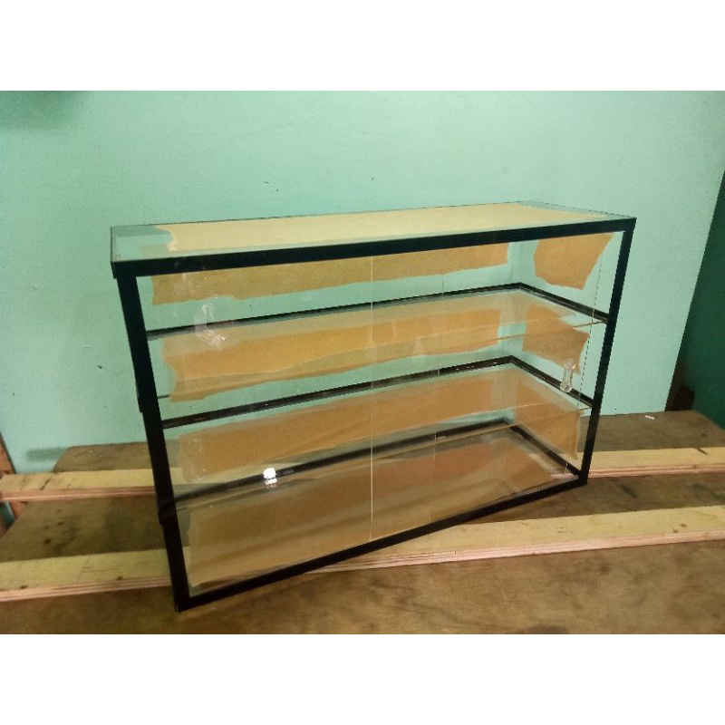 Jual Etalase akrilik mini 3 susun | Shopee Indonesia
