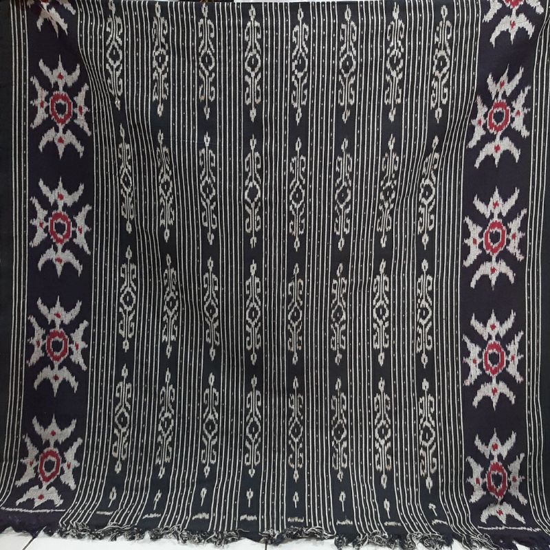 Jual Kain Tenun Ikat Maluku 12 Benang | Shopee Indonesia