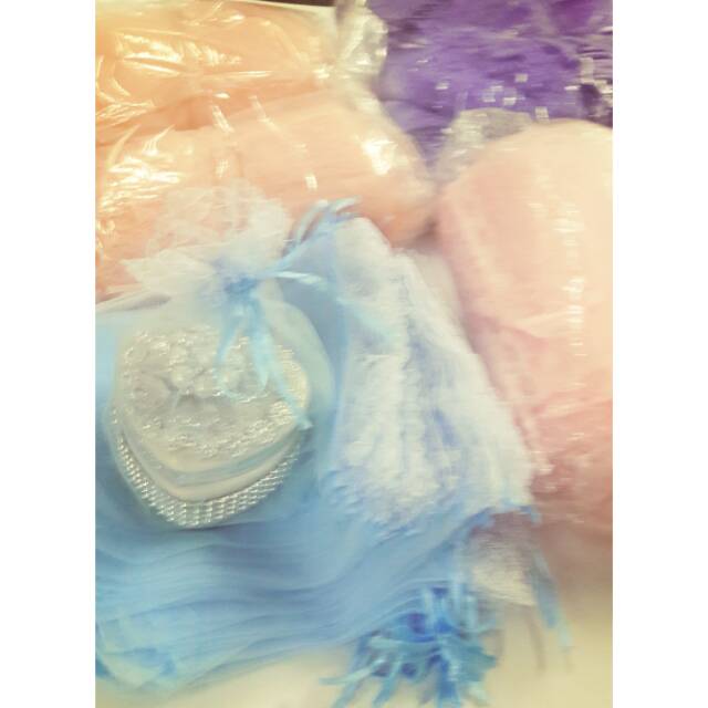 Jual Kain Tile pembungkus Souvenir | Shopee Indonesia