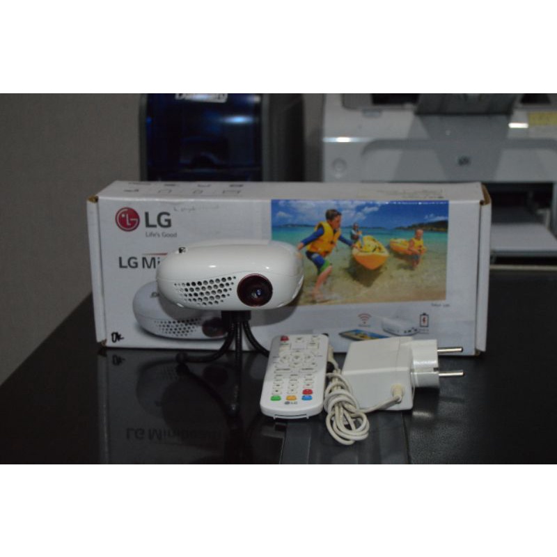Jual Proyektor Minibeam I Merek LG PV150G | Shopee Indonesia