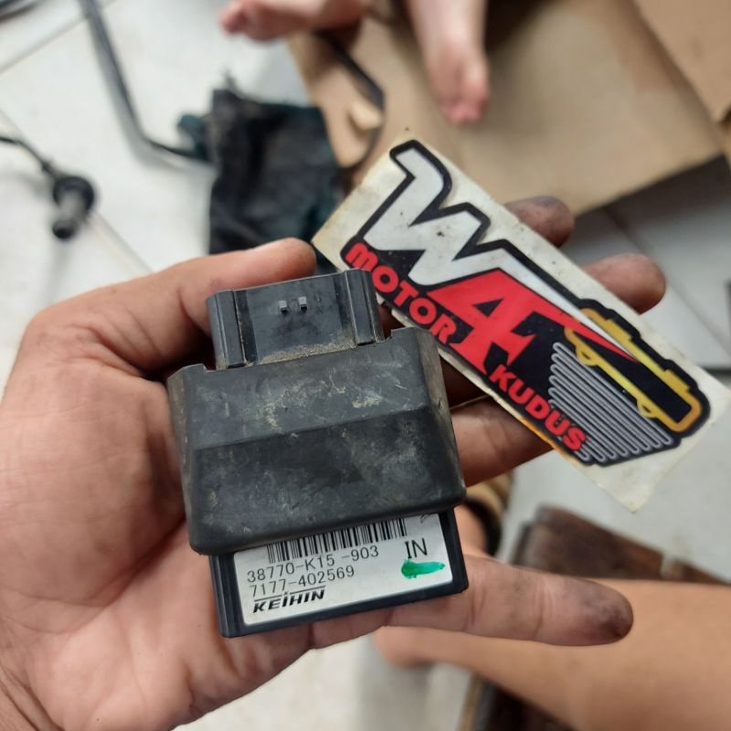 Jual ECU ECCU ECM CDI OLD CB 150R KODE K15 -903 ORIGINAL | Shopee Indonesia