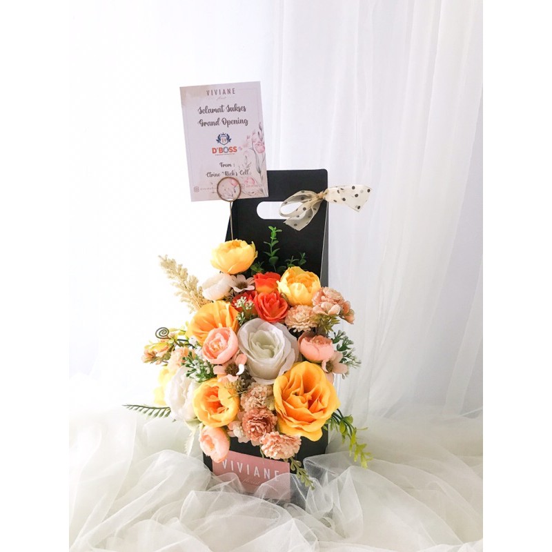 Jual SMALL FLOWER BOX FOR GRADUATION ULTAH WISUDA GRAND OPENING READY ...