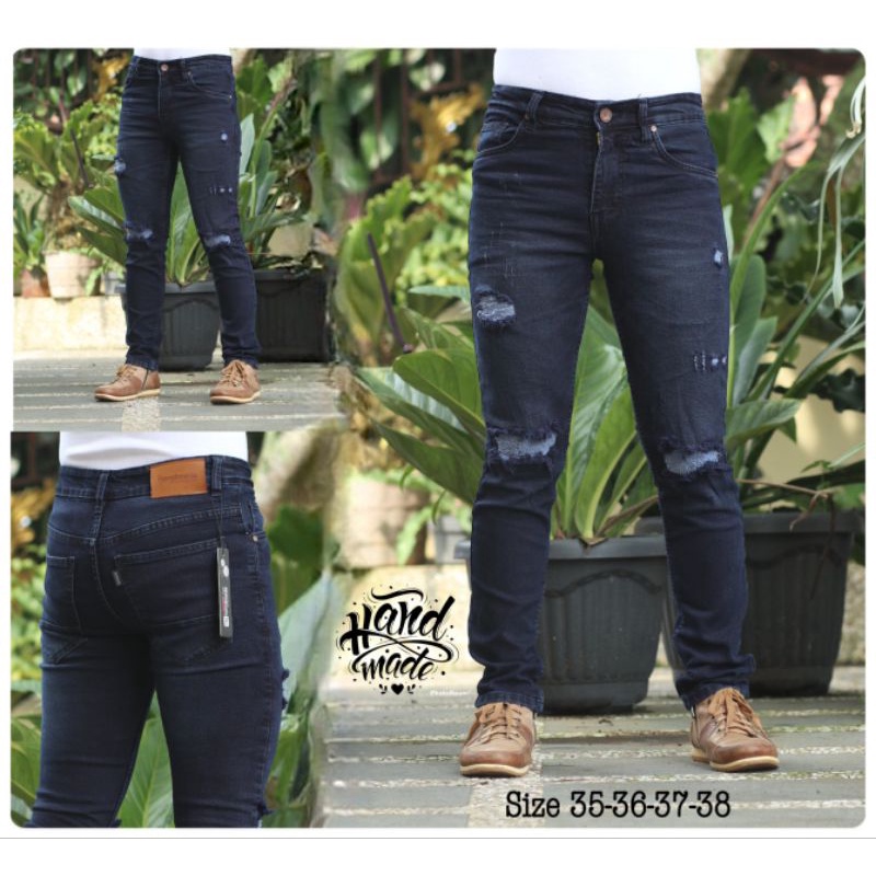 Jual Celana jeans hitam sobek pria jumbo big size 35 terbaru | Shopee ...