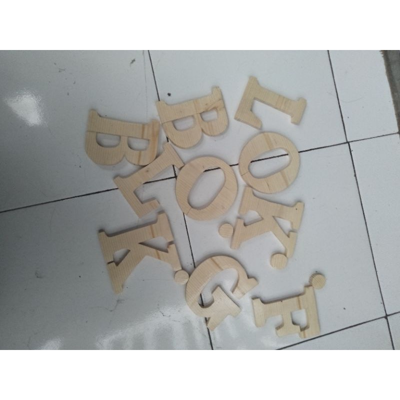 Jual Huruf Kayu ukuran 15 dan 20cm | Shopee Indonesia