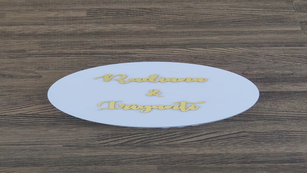 Jual Sepasang Nama Akrilik Mirror Gold Cutting Letter Mirror Gold ...