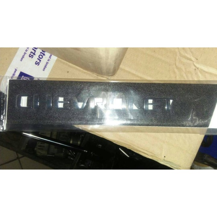 Jual Wiusnu store - Emblem tulisan CHEVROLET untuk chevrolet Spin ...