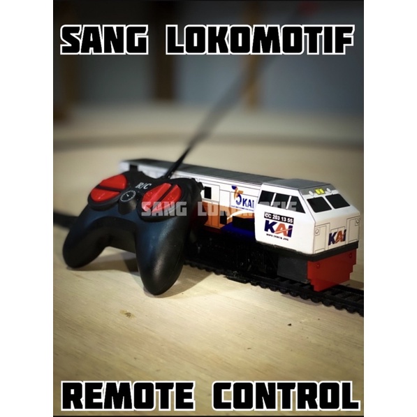 Jual Miniatur Kereta Api Lokomotif cc203 Mesin RC bisa jalan,pakai ...