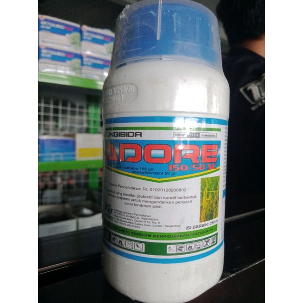 Jual OBAT HAWAR PADI DAN JAGUNG|| FUNGISIDA ADORE 150/50SC 250ML ...