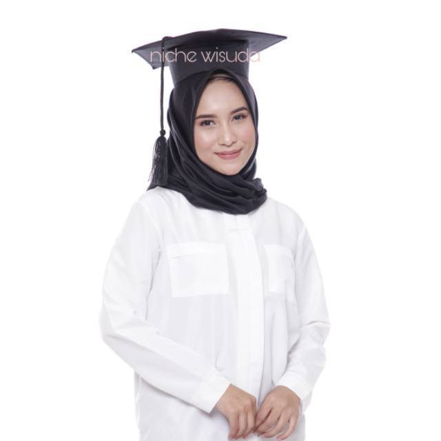 Jual (Karton Lebih Tebal) Topi Toga Wisuda Tali Hitam | Shopee Indonesia