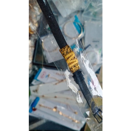 Jual Satu paket charm plat HURUF emas asli kadar 375 plus tali kelep ...