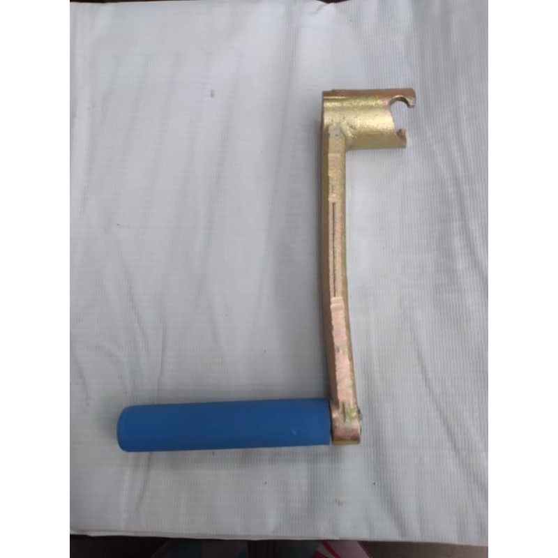 Jual Engkol/handle mesin diesel RT180/175 starting handle mesin diesel ...