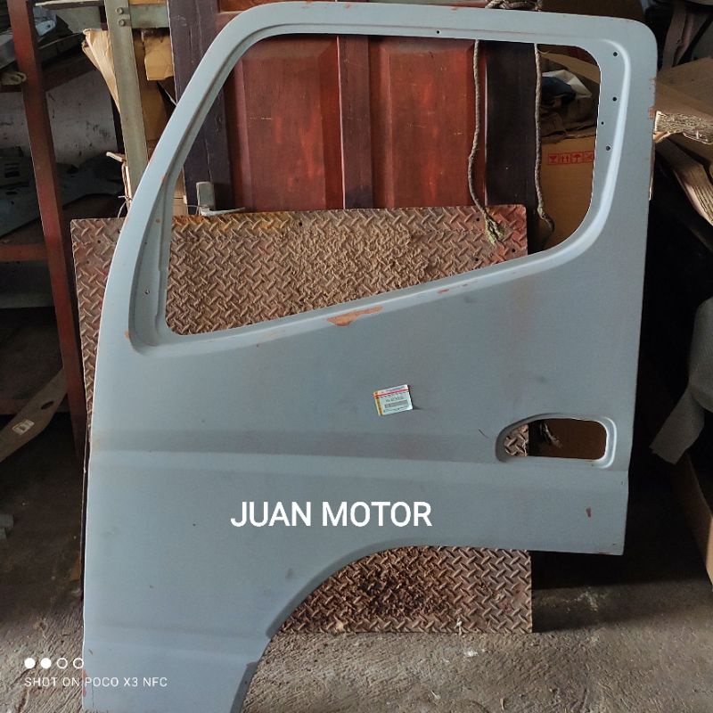 Jual PANEL DAUN/KULIT PINTU LUAR CANTER 110PS/125PS KTB ORIGINAL ...