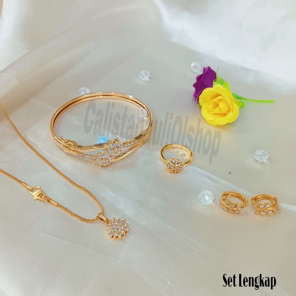 Jual SET DEWASA BUNGA MAWAR KEMBAR ZIRCON PERHIASAN EMAS KOREA ANTI ...