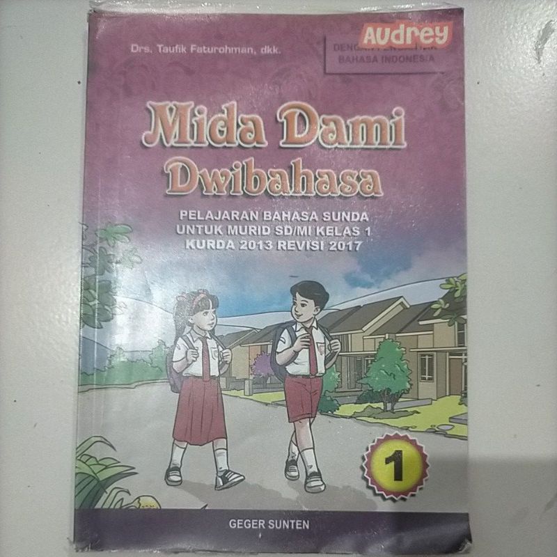 Jual buku cetak mida dami dwibahasa kelas 1 dan 3 bekas pakai | Shopee Indonesia