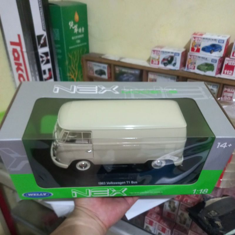 Jual diecast miniatur mobil vw volkswagen t1 bus bahan besi, skala 1:18 ...