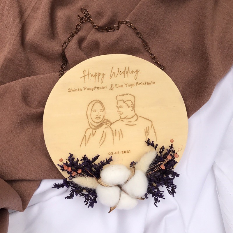 Jual [Free Illustration] Wooden Gift by Odmene - Hadiah Wisuda / Hadiah ...