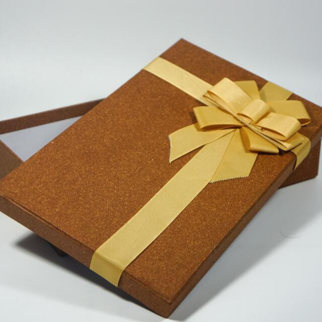 Jual Box Kado Spesial Hadiah - ulangtahun - dan kartu ucapan | Shopee ...