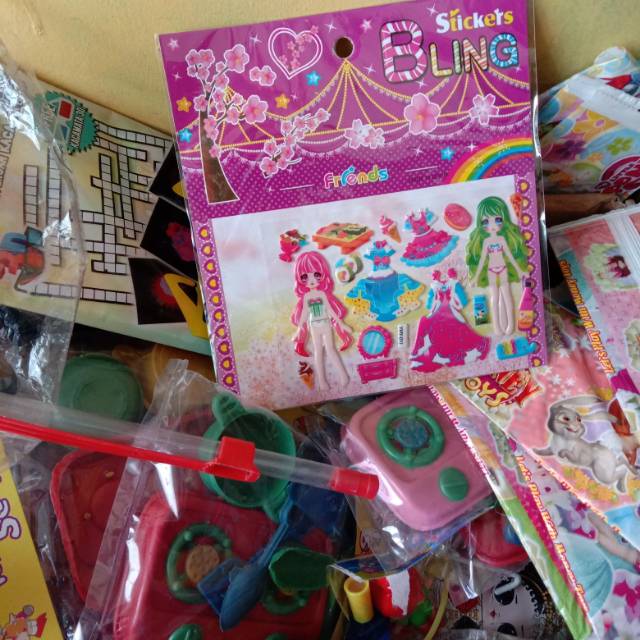 Jual Paket grosir mainan murah isi 50pcs (cocok untuk jual lagi) campur ...