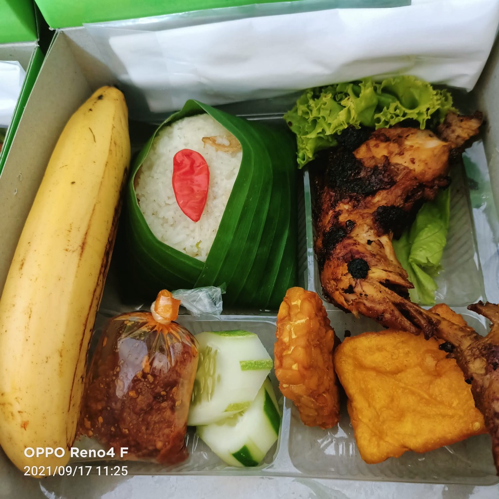 Jual PAKET NASI BOX NASI KOTAK NASI KUNING MURAH AYAM BAKAR KREMES GERPEK PILIHAN PAKET ...