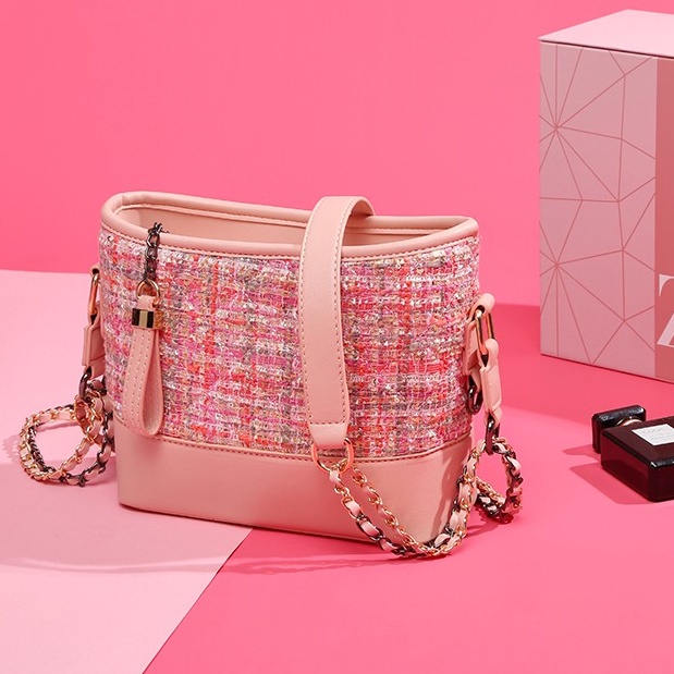 Jual Tas Wanita Gabrielle Gift Set Box Tas Selempang Slingbag Love ...