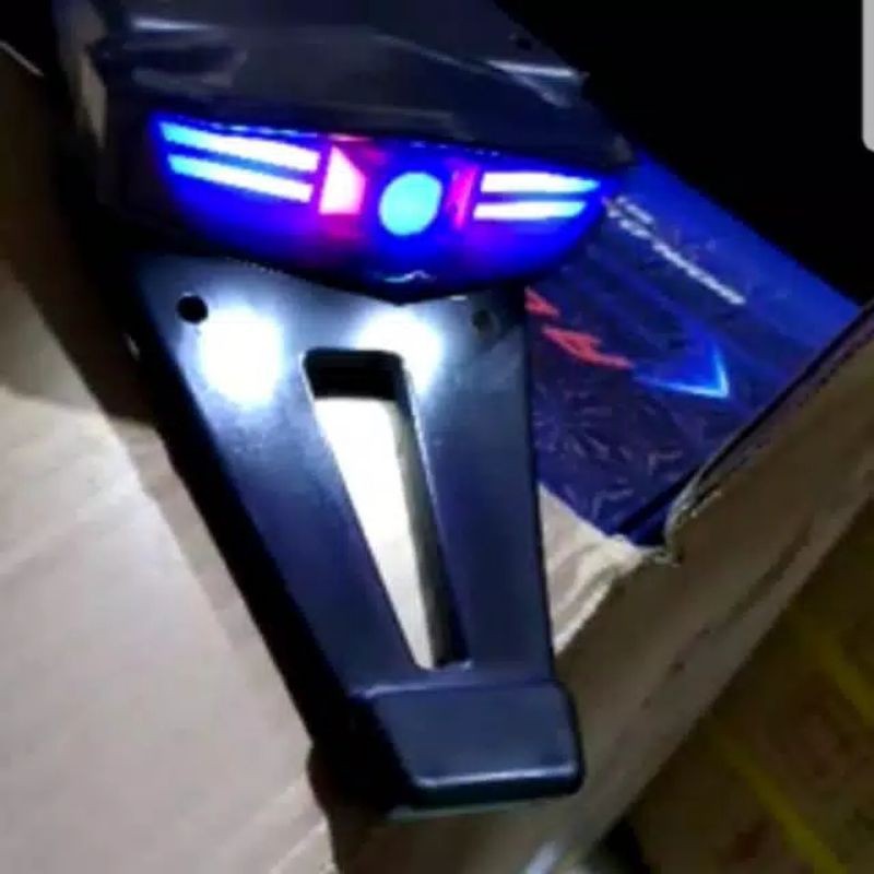 Jual 62% 18:06Stoplamp klx 3 i..MerekTidak Stoplamp klx 3 in 1 led iron ...