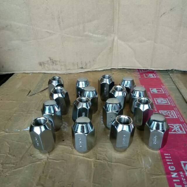 Jual Mur Roda Racing Mobil Chrome Ukuran 12x1.5 Dan Ukuran 12x1.25 ...