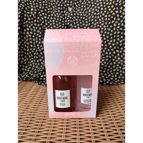 Jual The Body Shop Original White Musk Flora Gift Set Fragrance / Body Mist 100ml Shower Gel ...