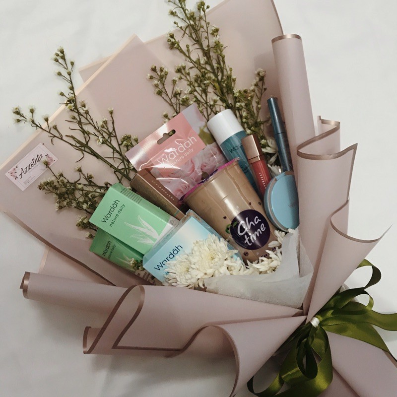 Jual bouquet make up wardah | buket make up + chatime | makeup | Shopee ...