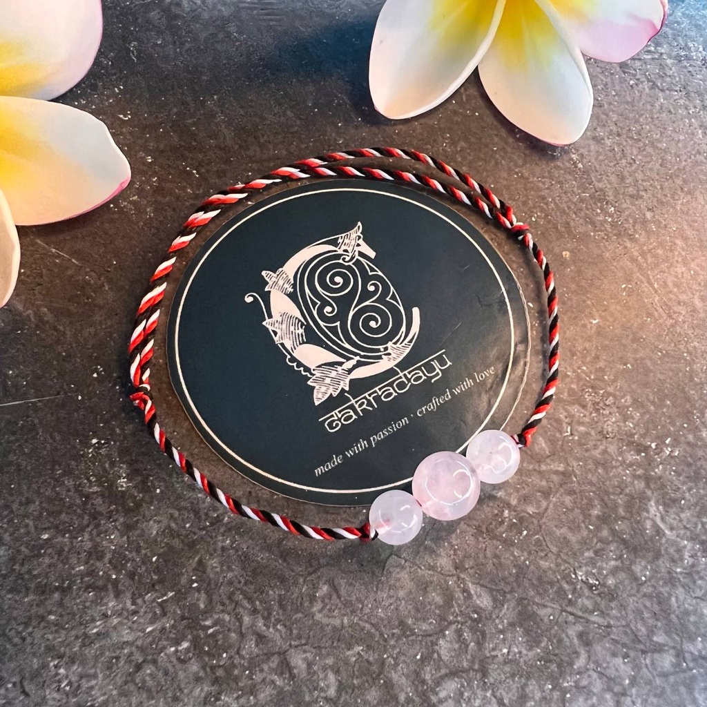 Jual CAKRADAYU Gelang Tridatu Aura Keharmonisan Cinta dengan Batu Rose ...