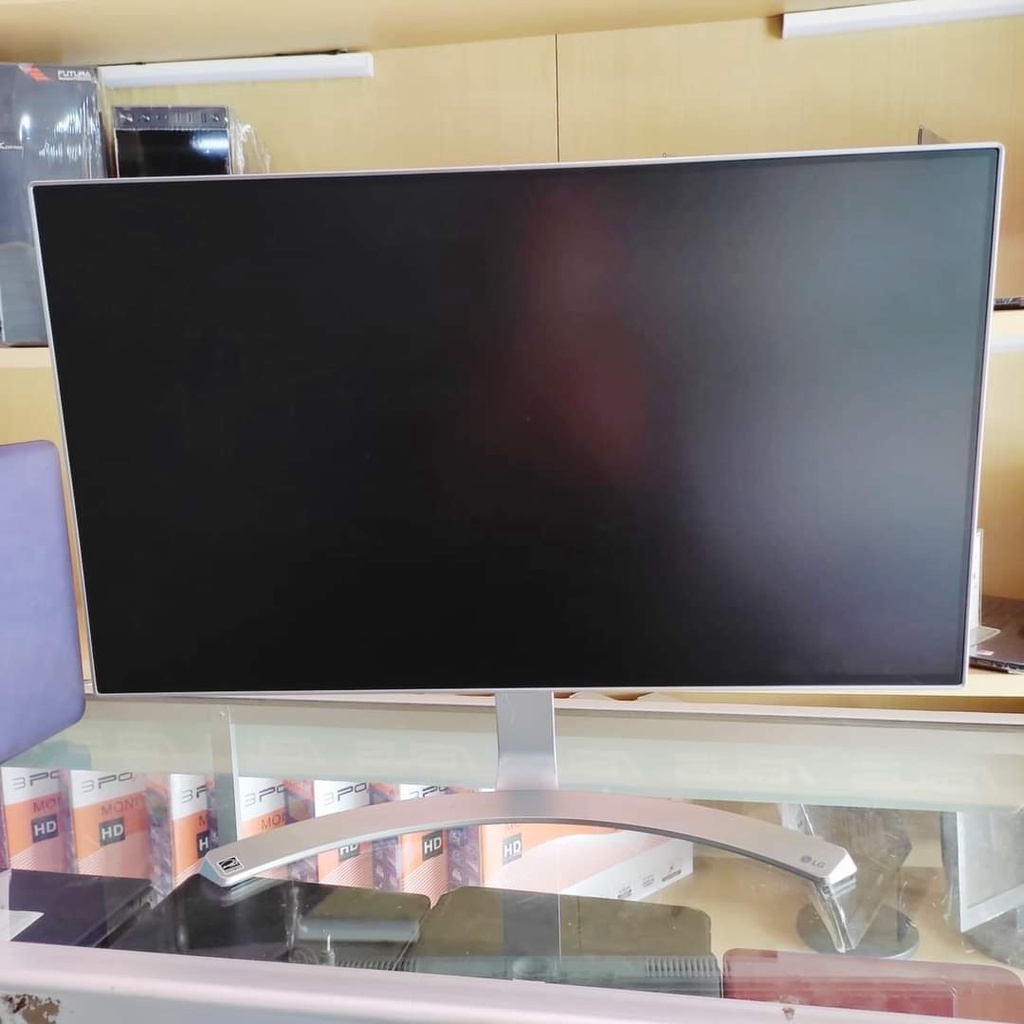 Jual MONITOR LED LG 24 INCH FULL HD IPS BRAZE-LESS second | Shopee ...